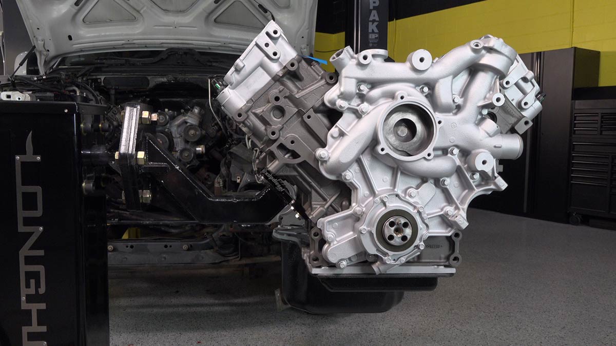 Assemble Your Engine Using the Longhorn Rotating Engine Stand - XDP Blog